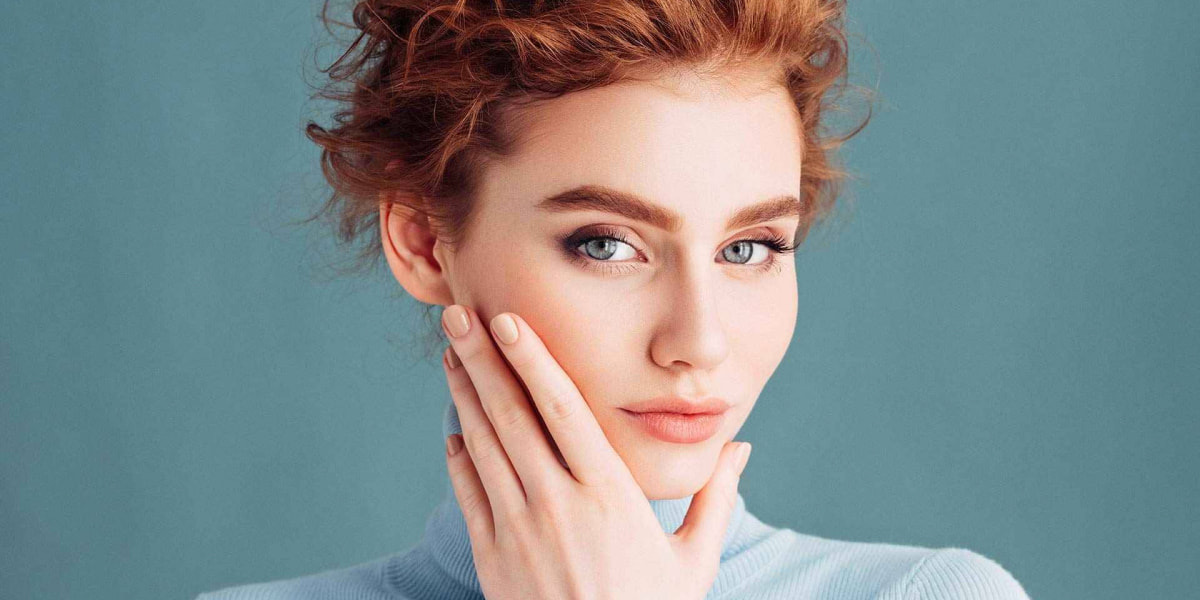 Makeup For Red Hair To Enhance Natural Beauty