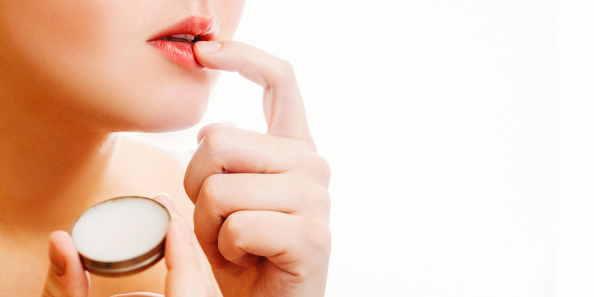 Best Remedies For Chapped Lips: Top 16 Solutions