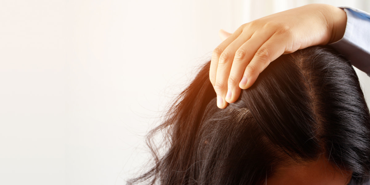 How To Get Rid Of Greasy Hair Fast: Oily Hair Causes And Healing