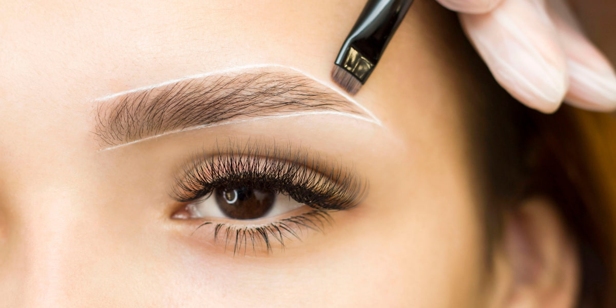 How To Tint Your Eyebrows: Tips And Tricks