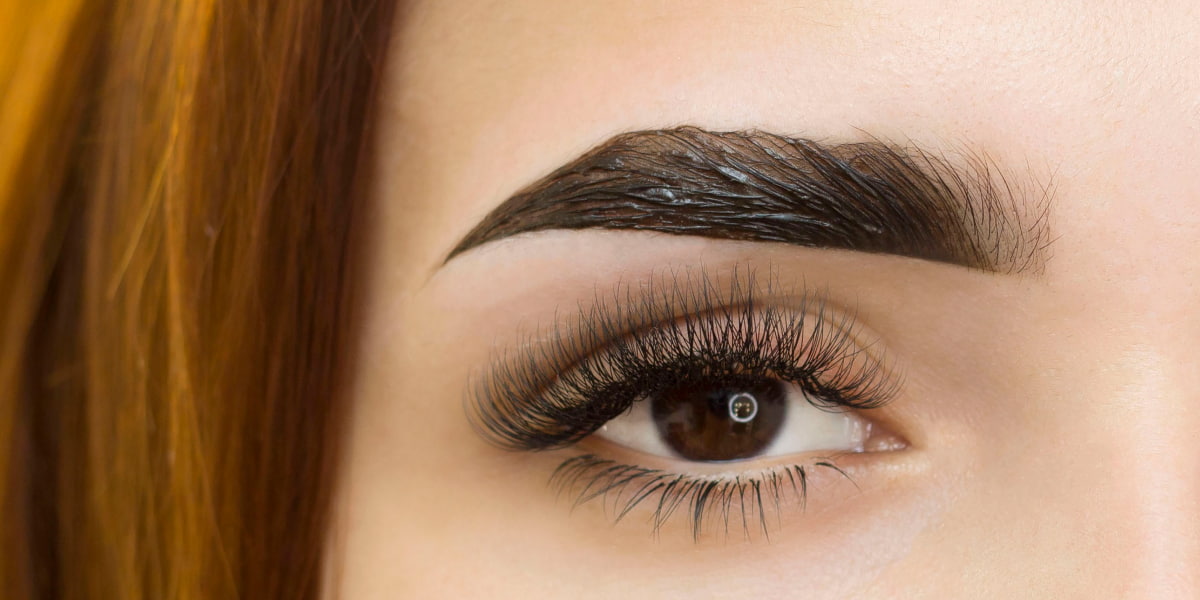 How To Tint Your Eyebrows: Tips And Tricks