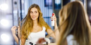 How To Use A Dry Shampoo Properly: A Complete Guide